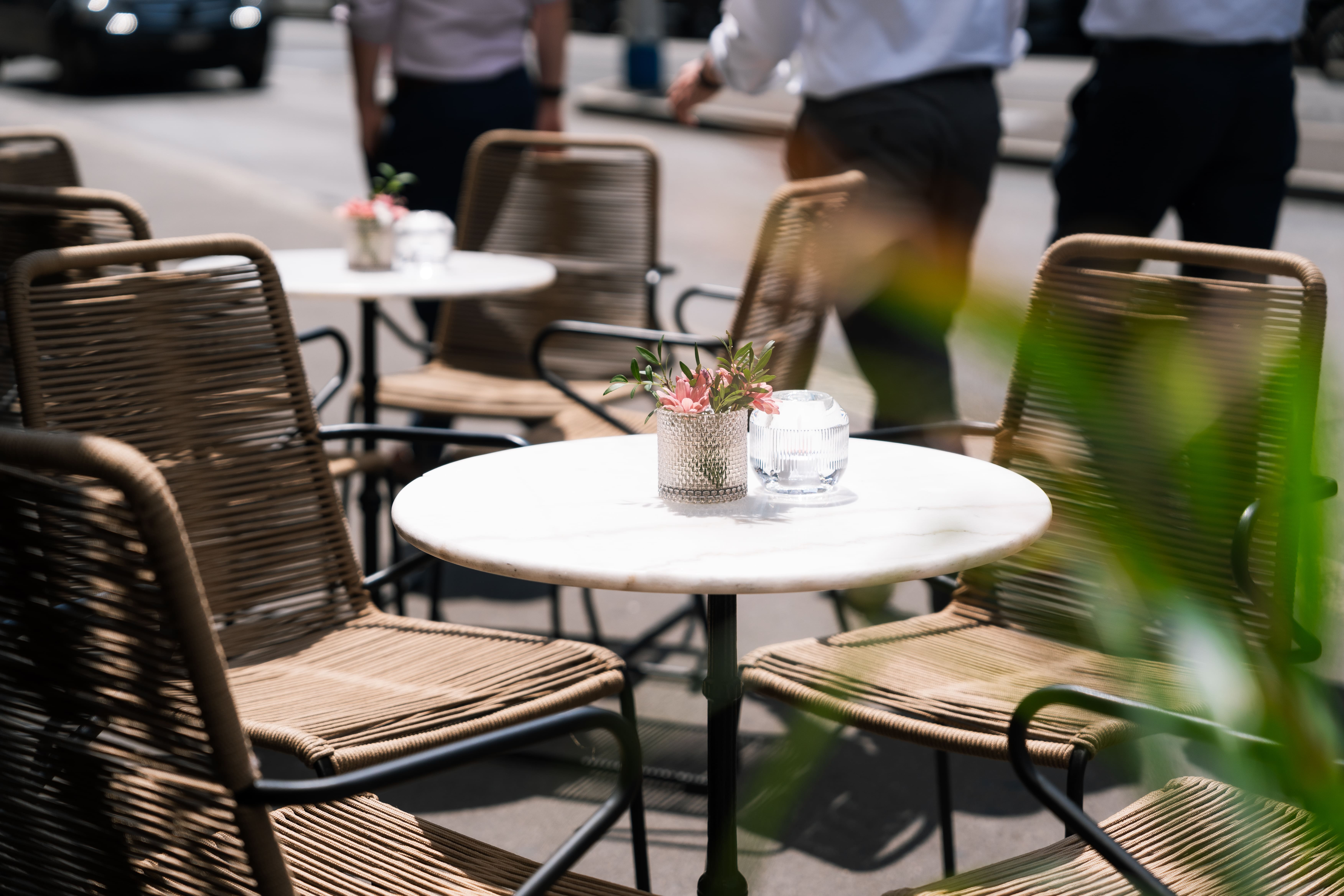 Bar INCONTRO. - Elegant Apero · Stylish Afterwork · Iconic Nights in Zurich
